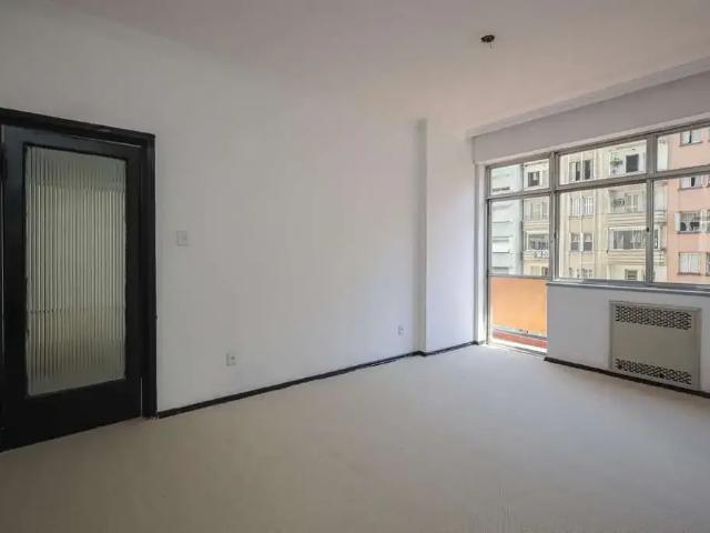 Apartamento para Venda em Porto Alegre/RS Centro Histórico 2 Quartos