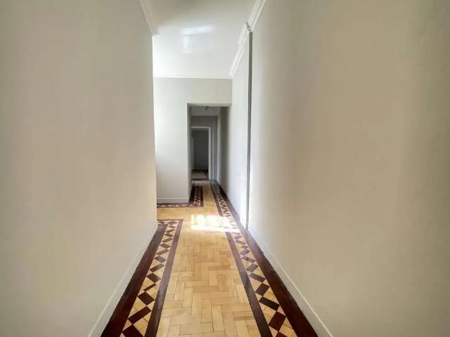 Apartamento para Venda em Porto Alegre/RS Centro Histórico 4 Quartos