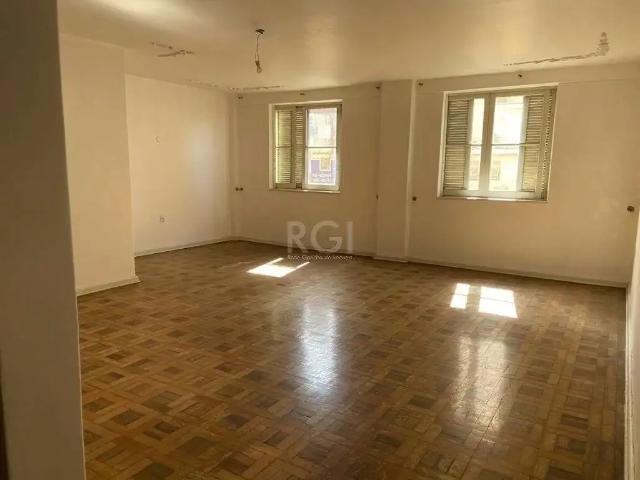 Apartamento para Venda em Porto Alegre/RS Centro Histórico 4 Quartos