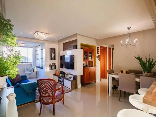Apartamento para Venda em Porto Alegre/RS Chácara das Pedras 3 Quartos