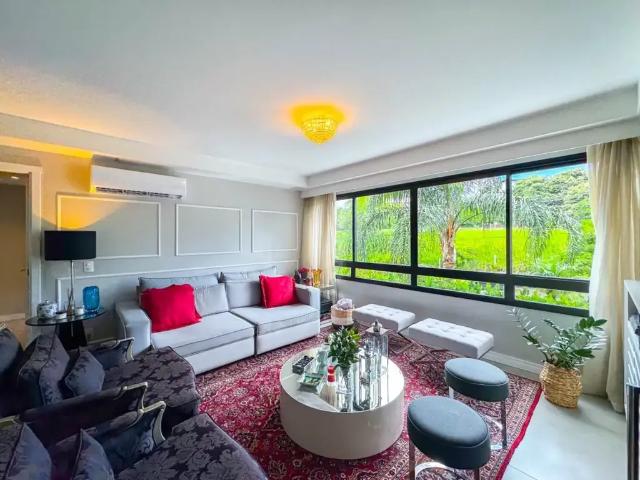 Apartamento para Venda em Porto Alegre/RS Chácara das Pedras 3 Quartos