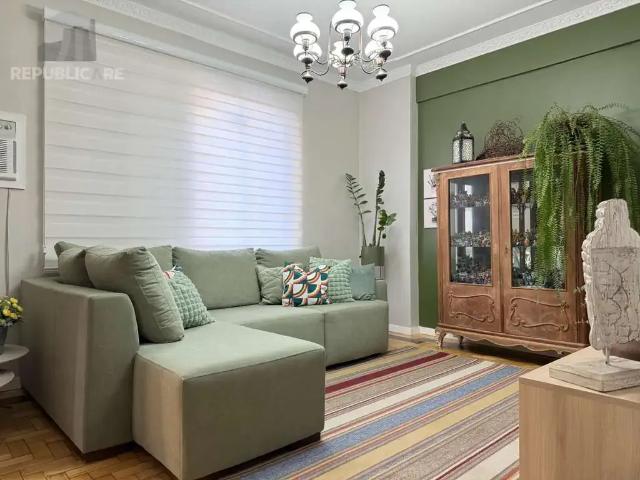 Apartamento para Venda em Porto Alegre/RS Cidade Baixa 2 Quartos