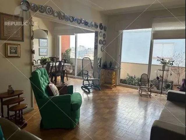 Apartamento para Venda em Porto Alegre/RS Cidade Baixa 2 Quartos