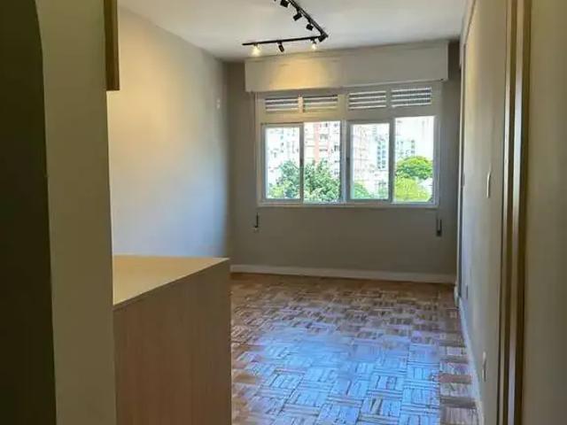 Apartamento para Venda em Porto Alegre/RS Cidade Baixa 2 Quartos