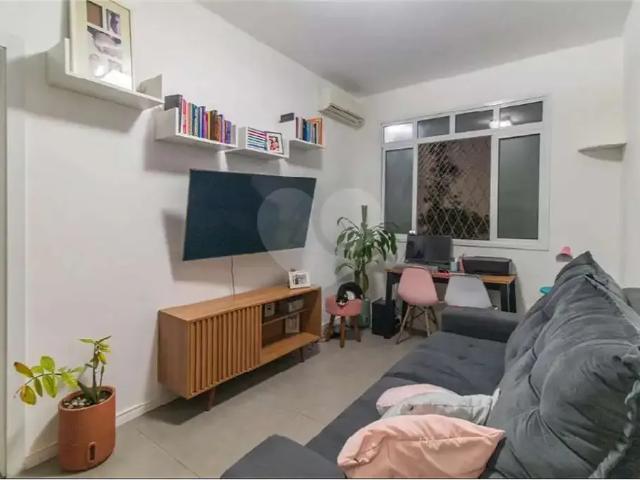 Apartamento para Venda em Porto Alegre/RS Cidade Baixa 2 Quartos
