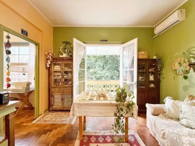 Apartamento para Venda em Porto Alegre/RS Cidade Baixa 3 Quartos