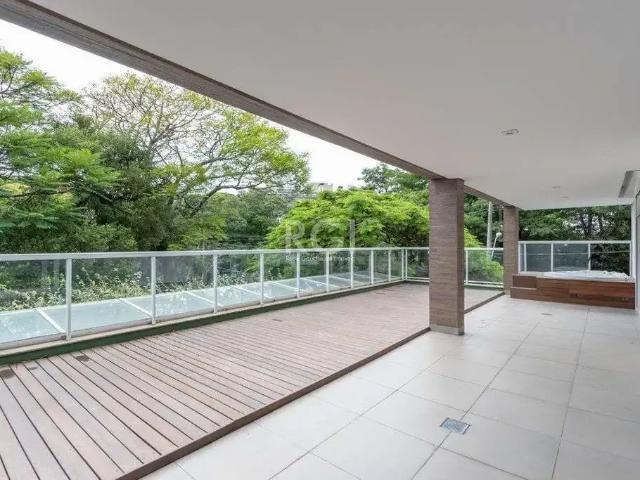 Apartamento para Venda em Porto Alegre/RS Cristal 3 Quartos