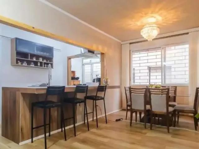 Apartamento para Venda em Porto Alegre/RS Cristal 2 Quartos