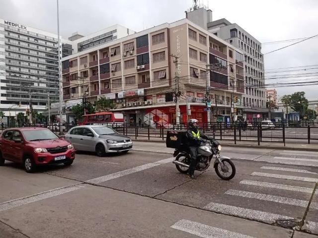 Apartamento para Venda em Porto Alegre/RS Cristo Redentor 2 Quartos