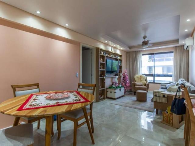Apartamento para Venda em Porto Alegre/RS Cristo Redentor 2 Quartos