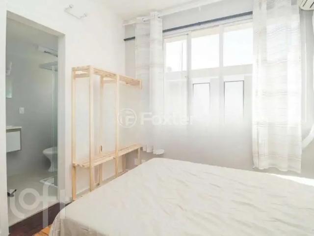 Apartamento para Venda em Porto Alegre/RS Farroupilha 1 Quartos