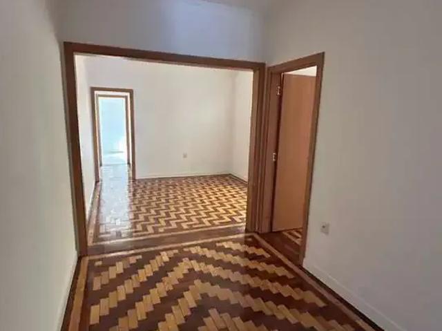 Apartamento para Venda em Porto Alegre/RS Farroupilha 2 Quartos