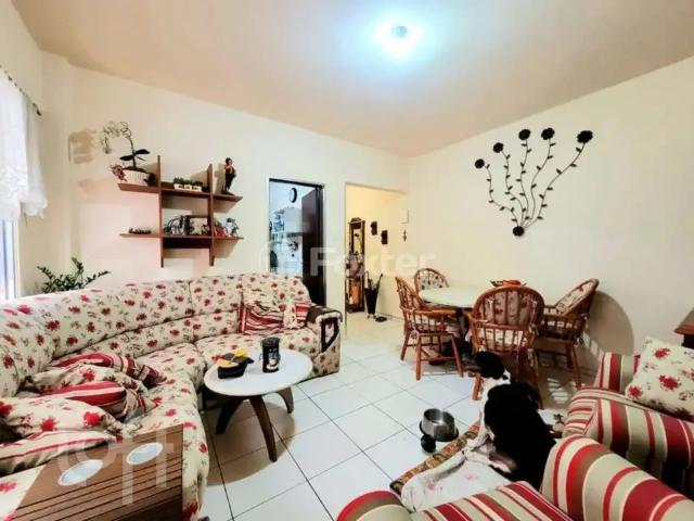 Apartamento para Venda em Porto Alegre/RS Farroupilha 3 Quartos