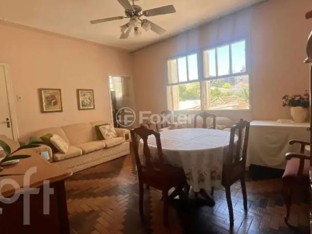 Apartamento para Venda em Porto Alegre/RS Farroupilha 3 Quartos