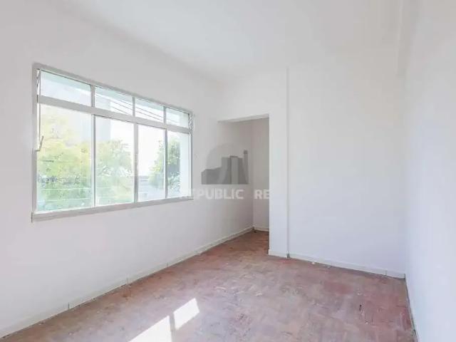 Apartamento para Venda em Porto Alegre/RS Floresta 1 Quartos