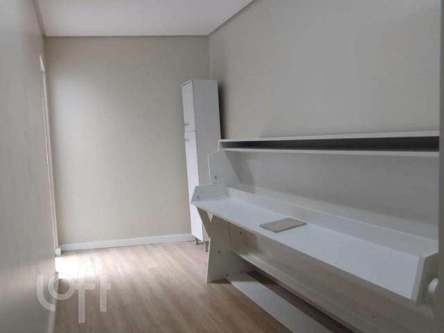 Apartamento para Venda em Porto Alegre/RS Floresta 2 Quartos
