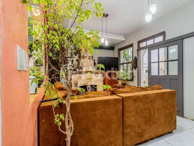 Apartamento para Venda em Porto Alegre/RS Floresta 2 Quartos