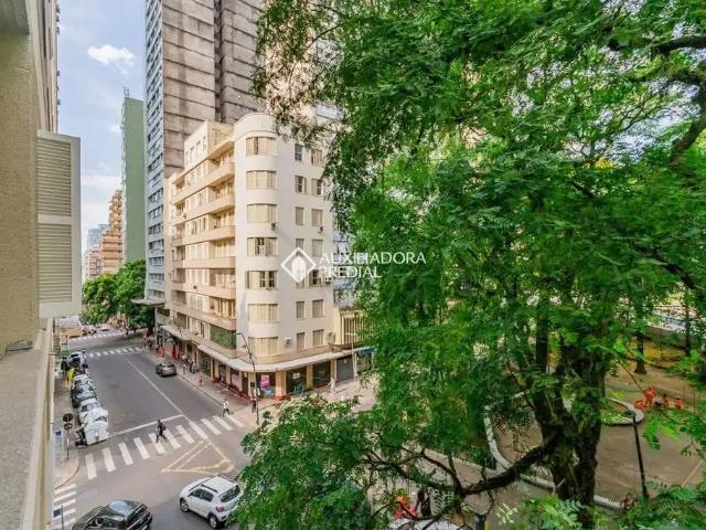 Apartamento para Venda em Porto Alegre/RS Floresta 2 Quartos