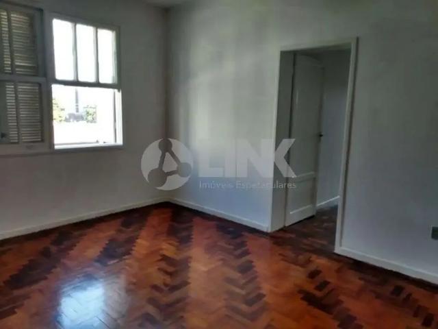 Apartamento para Venda em Porto Alegre/RS Floresta 3 Quartos