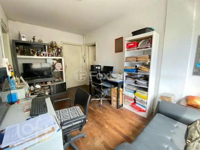 Apartamento para Venda em Porto Alegre/RS Floresta 3 Quartos