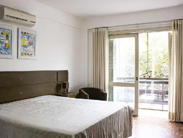 Apartamento para Venda em Porto Alegre/RS Floresta 3 Quartos