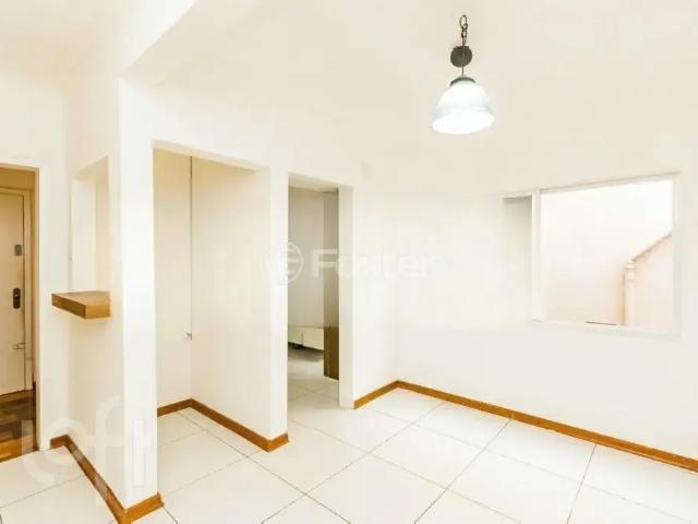 Apartamento para Venda em Porto Alegre/RS Floresta 3 Quartos