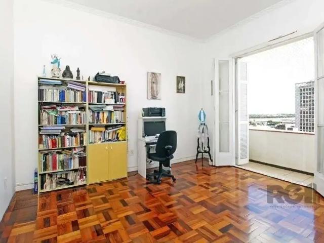 Apartamento para Venda em Porto Alegre/RS Floresta 3 Quartos