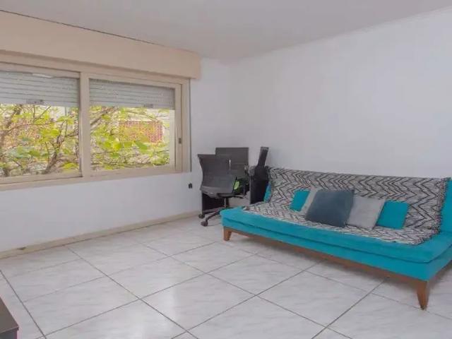 Apartamento para Venda em Porto Alegre/RS Floresta 3 Quartos
