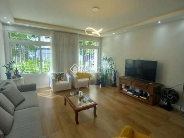Apartamento para Venda em Porto Alegre/RS Floresta 3 Quartos