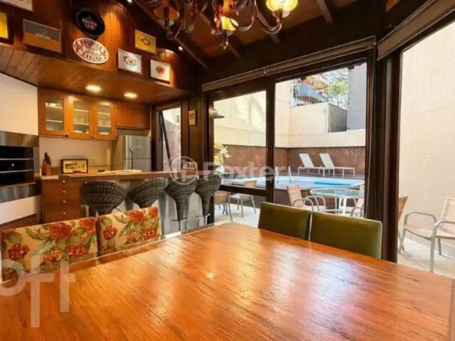 Apartamento para Venda em Porto Alegre/RS Floresta 4 Quartos