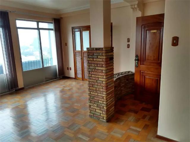 Apartamento para Venda em Porto Alegre/RS Floresta 5 Quartos