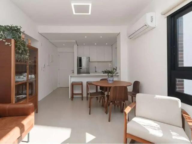 Apartamento para Venda em Porto Alegre/RS Higienópolis 2 Quartos