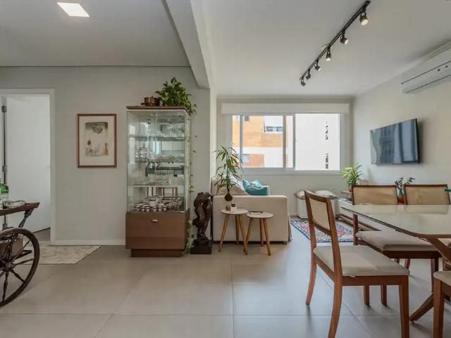 Apartamento para Venda em Porto Alegre/RS Higienópolis 2 Quartos