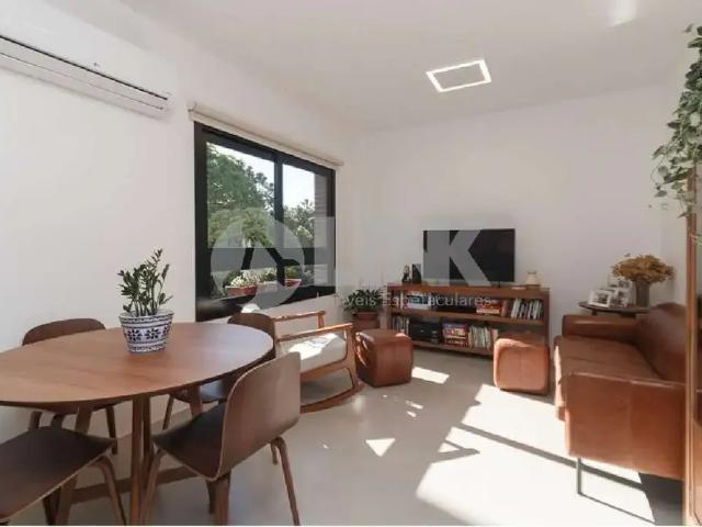 Apartamento para Venda em Porto Alegre/RS Higienópolis 2 Quartos