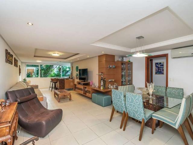 Apartamento para Venda em Porto Alegre/RS Higienópolis 3 Quartos