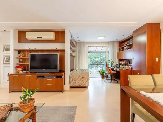 Apartamento para Venda em Porto Alegre/RS Higienópolis 3 Quartos