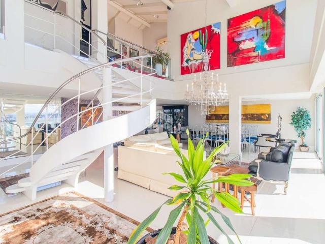 Apartamento para Venda em Porto Alegre/RS Higienópolis 3 Quartos
