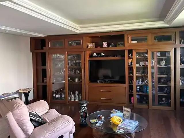 Apartamento para Venda em Porto Alegre/RS Higienópolis 3 Quartos