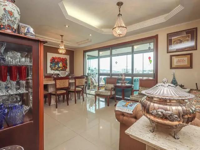 Apartamento para Venda em Porto Alegre/RS Higienópolis 3 Quartos