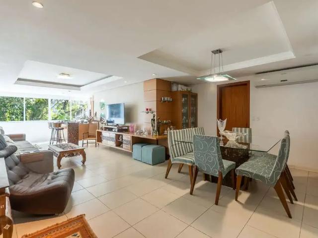 Apartamento para Venda em Porto Alegre/RS Higienópolis 3 Quartos
