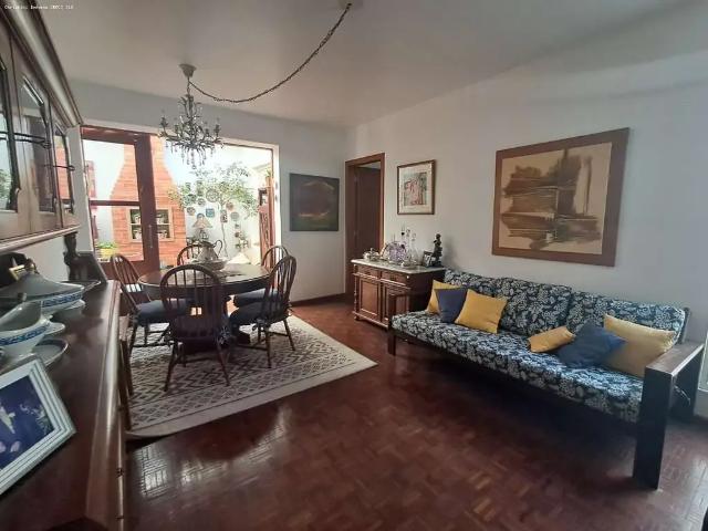 Apartamento para Venda em Porto Alegre/RS Higienópolis 3 Quartos