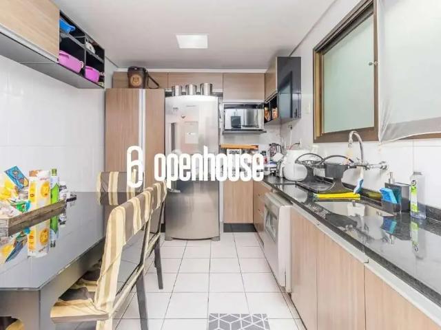 Apartamento para Venda em Porto Alegre/RS Higienópolis 3 Quartos
