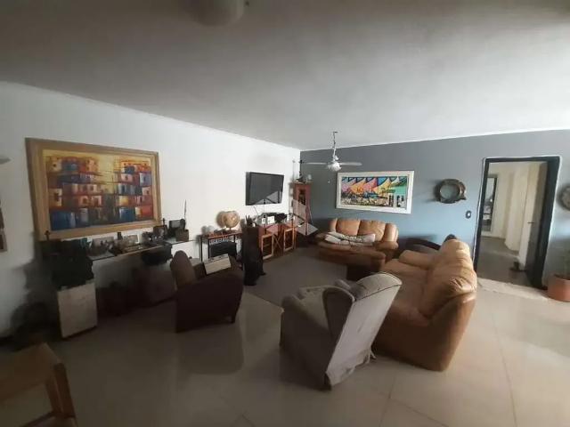 Apartamento para Venda em Porto Alegre/RS Higienópolis 3 Quartos