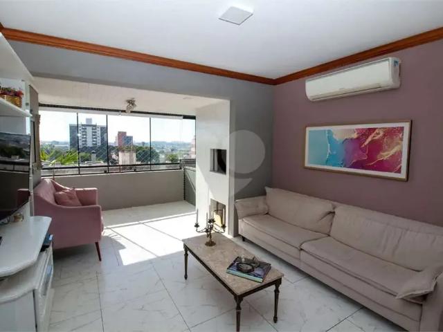 Apartamento para Venda em Porto Alegre/RS Higienópolis 3 Quartos