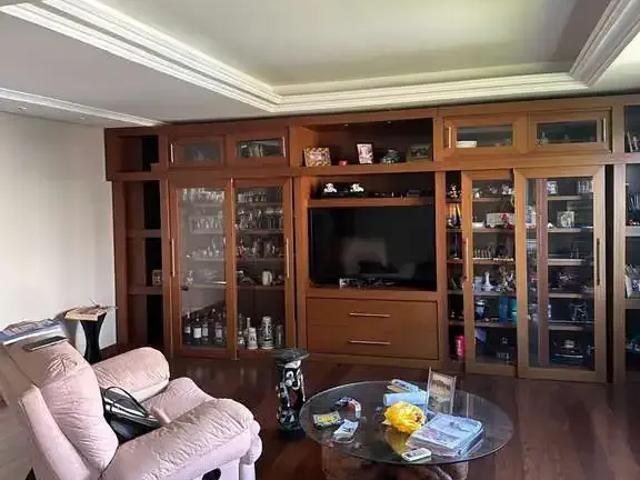 Apartamento para Venda em Porto Alegre/RS Higienópolis 3 Quartos