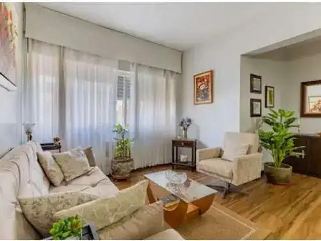 Apartamento para Venda em Porto Alegre/RS Independência 3 Quartos