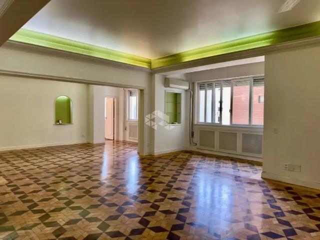 Apartamento para Venda em Porto Alegre/RS Independência 3 Quartos
