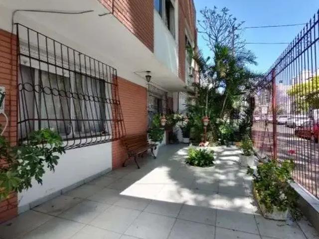 Apartamento para Venda em Porto Alegre/RS Jardim Botânico 2 Quartos