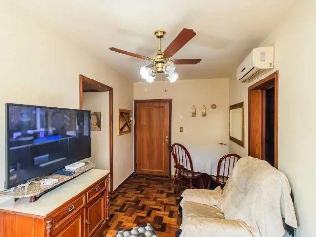Apartamento para Venda em Porto Alegre/RS Jardim Botânico 2 Quartos