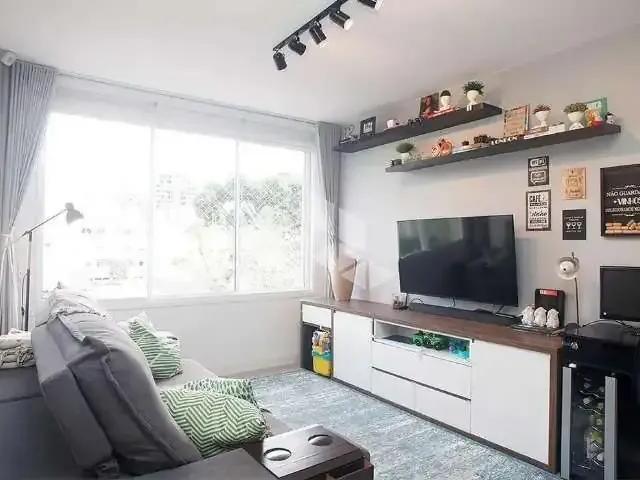 Apartamento para Venda em Porto Alegre/RS Jardim Botânico 2 Quartos
